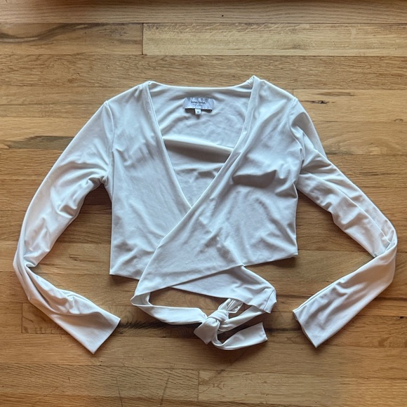 Boom Boom the Label | Tops | Boom Boom The Label Chic White Wrap Crop ...
